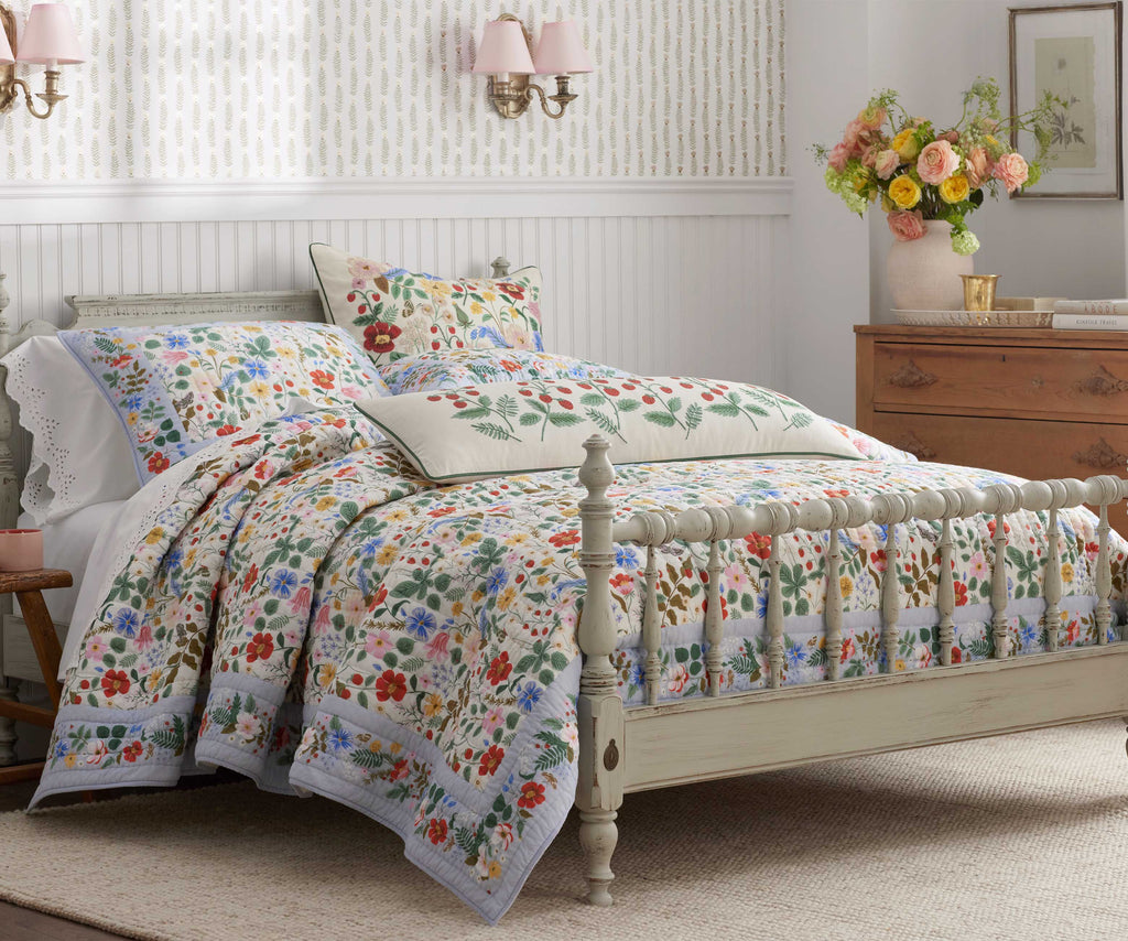 Cotton Quilt - Strawberry Fields – Rifle Paper Co