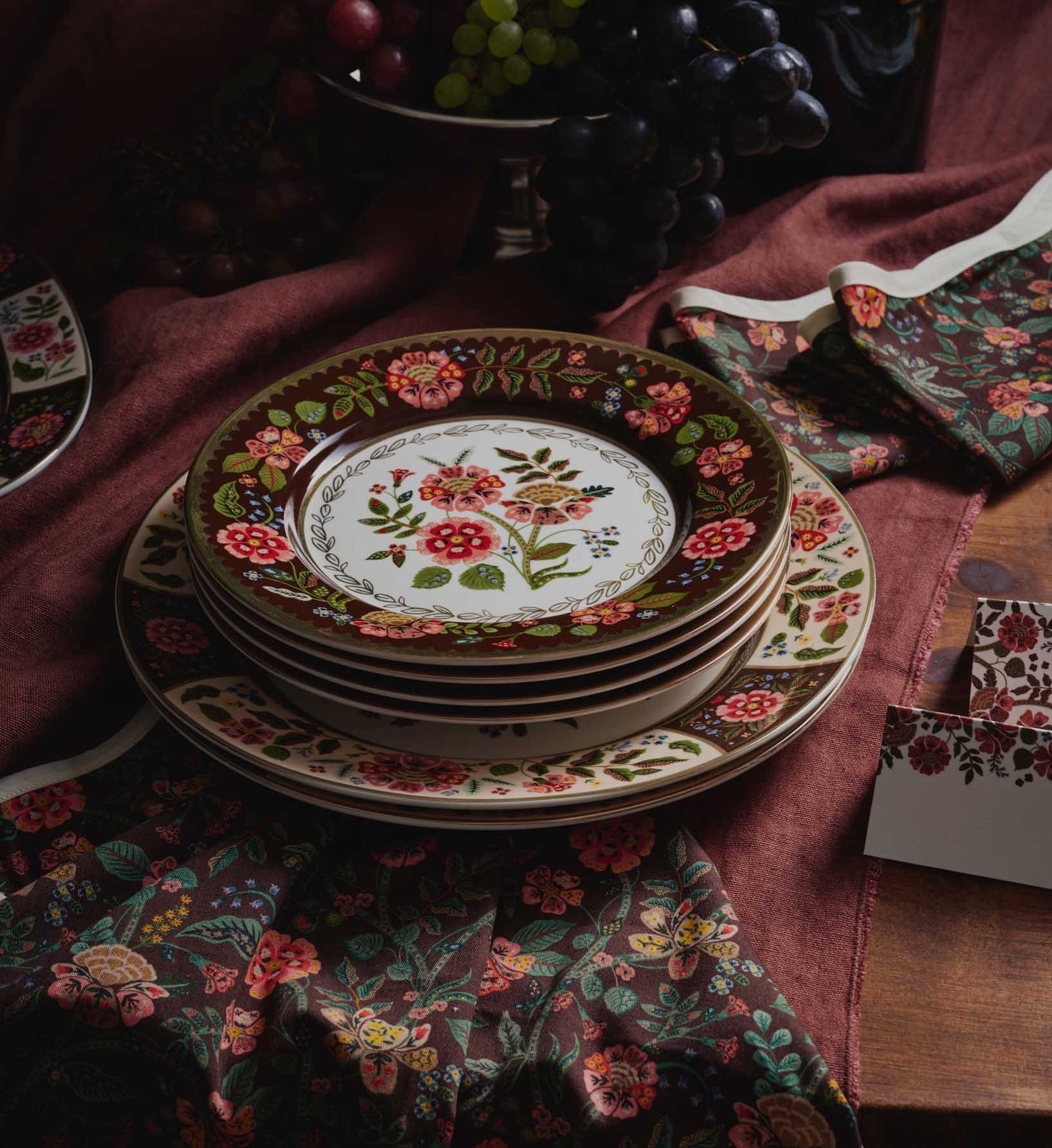 Gracie Porcelain Dessert Plate Set | Rifle Paper Co.